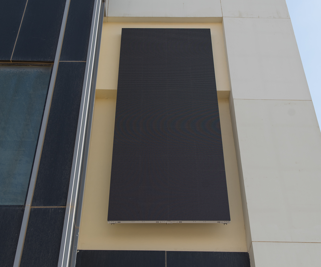 Capital Walk | Advertising LED Displays – Arab Security Group